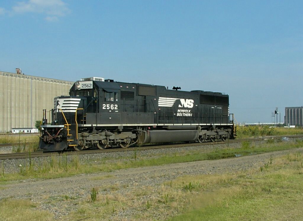 NS 2562